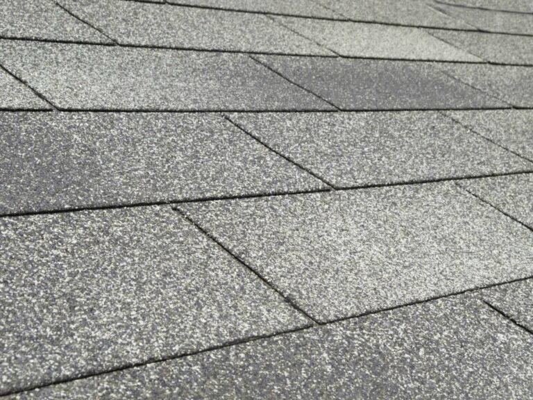 Understanding The 4 Common Causes Of Damage To 3-Tab Shingles Roof